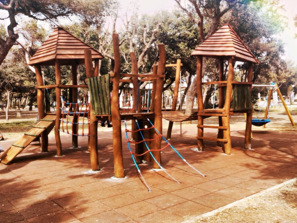 Parchi: 11 nuove aree gioco, spunta anche una teleferica per bimbi. LA ...