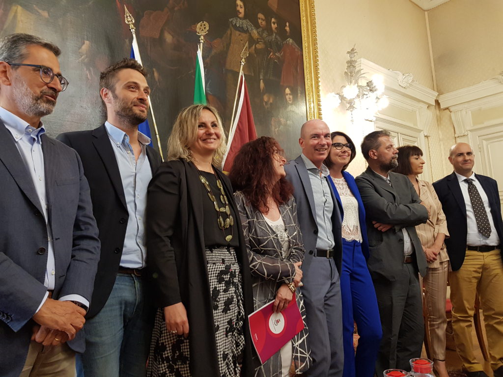 Salvetti presenta la giunta: "E' finita l'era dei curriculum". Rivedi ...