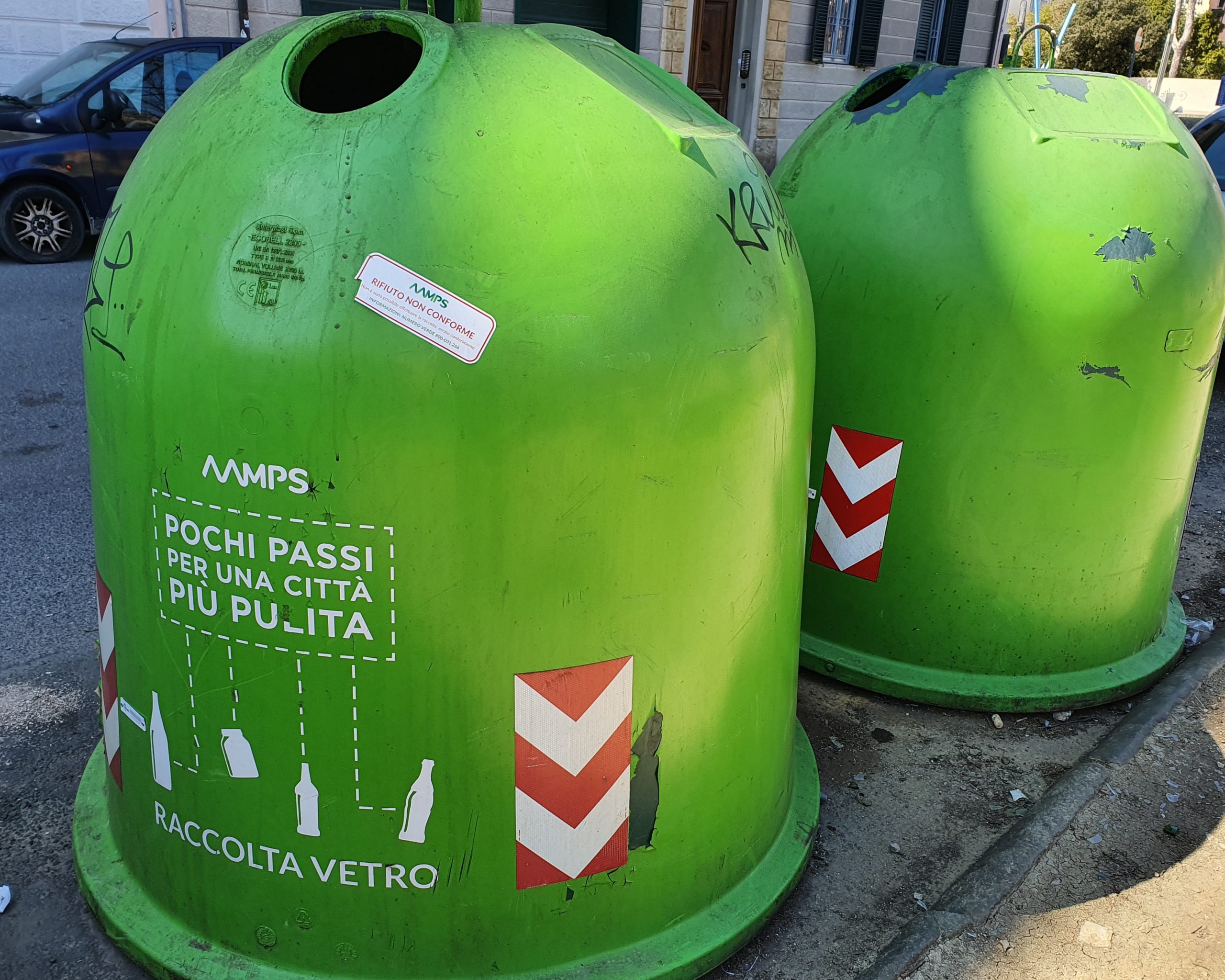 Raccolta vetro: il servizio torna ad essere settimanale - QuiLivorno.it