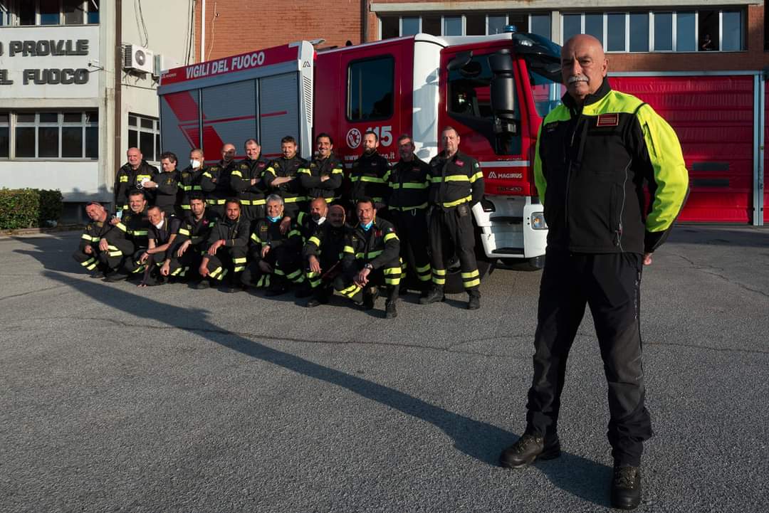 In pensione Luca Bacci, capo reparto dei vigili del fuoco - QuiLivorno.it