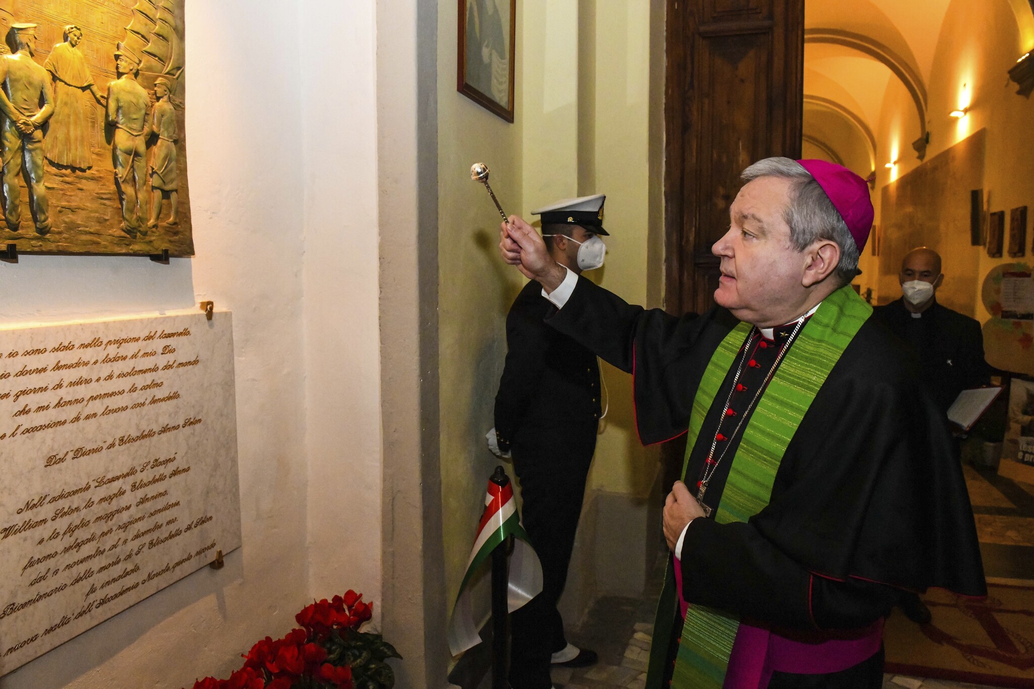 Donato all'Accademia Navale il bassorilievo di Santa Elisabetta Baley ...
