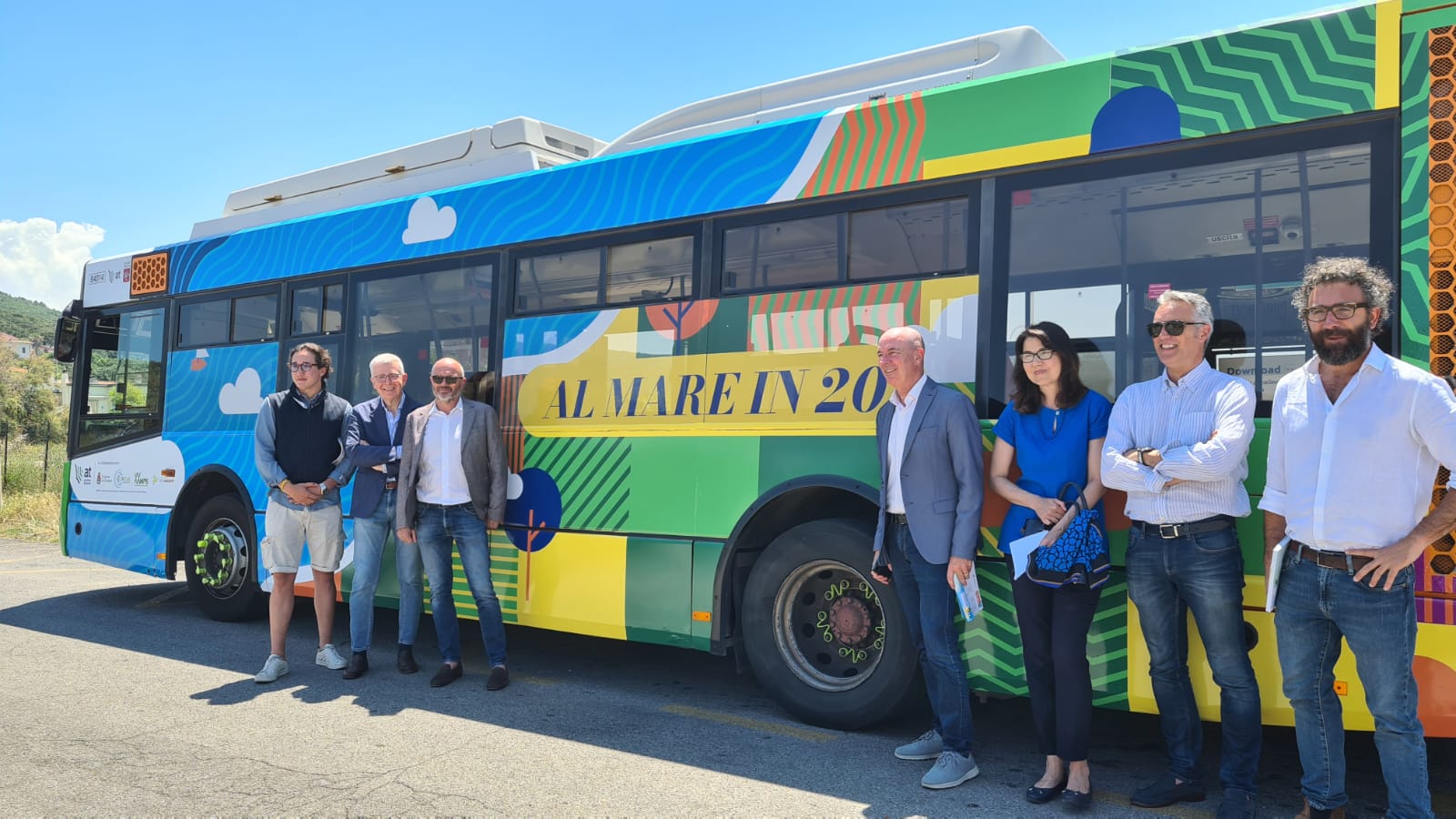 Al mare in 20, tutte le domeniche autobus gratis per andare al mare sul ...
