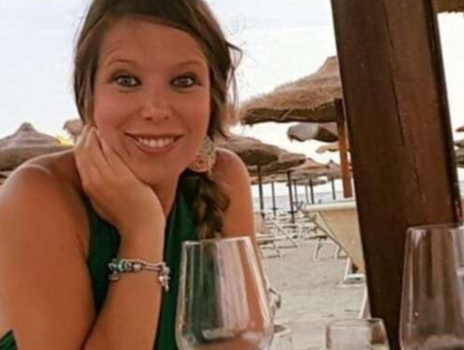 Anna balla nella serata-ricordo per mamma Serena - QuiLivorno.it