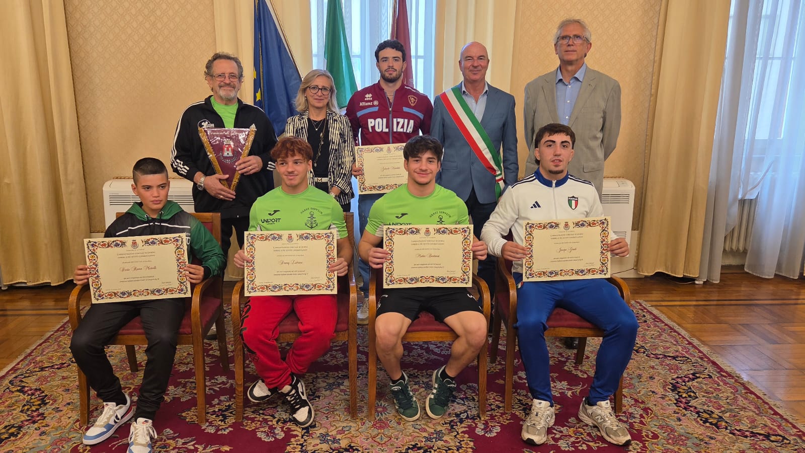 Lotta libera. Salvetti premia gli atleti del New Popeye Club ...